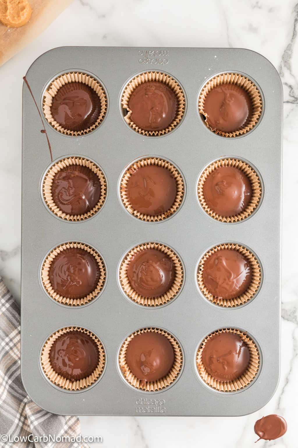 Keto Chocolate Peanut Butter Cups Recipe • Low Carb Nomad