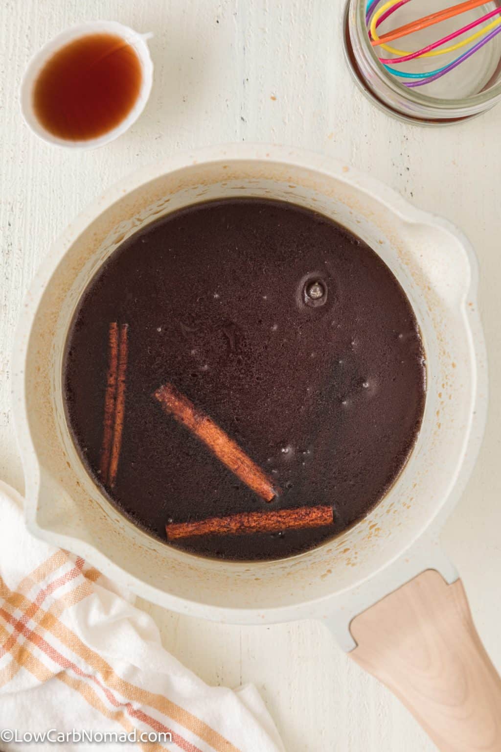 Sugar Free Cinnamon Dolce Syrup Recipe • Low Carb Nomad